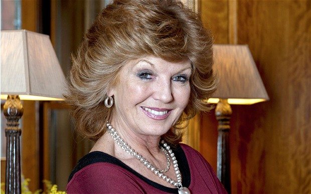 Rula Lenska | The Cosmetic Skin Clinic